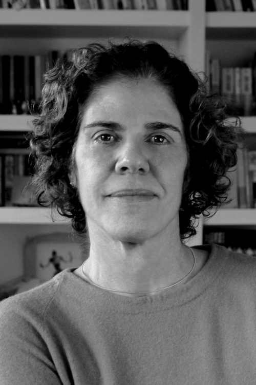 Lô Politi — Fernanda Ribas Management