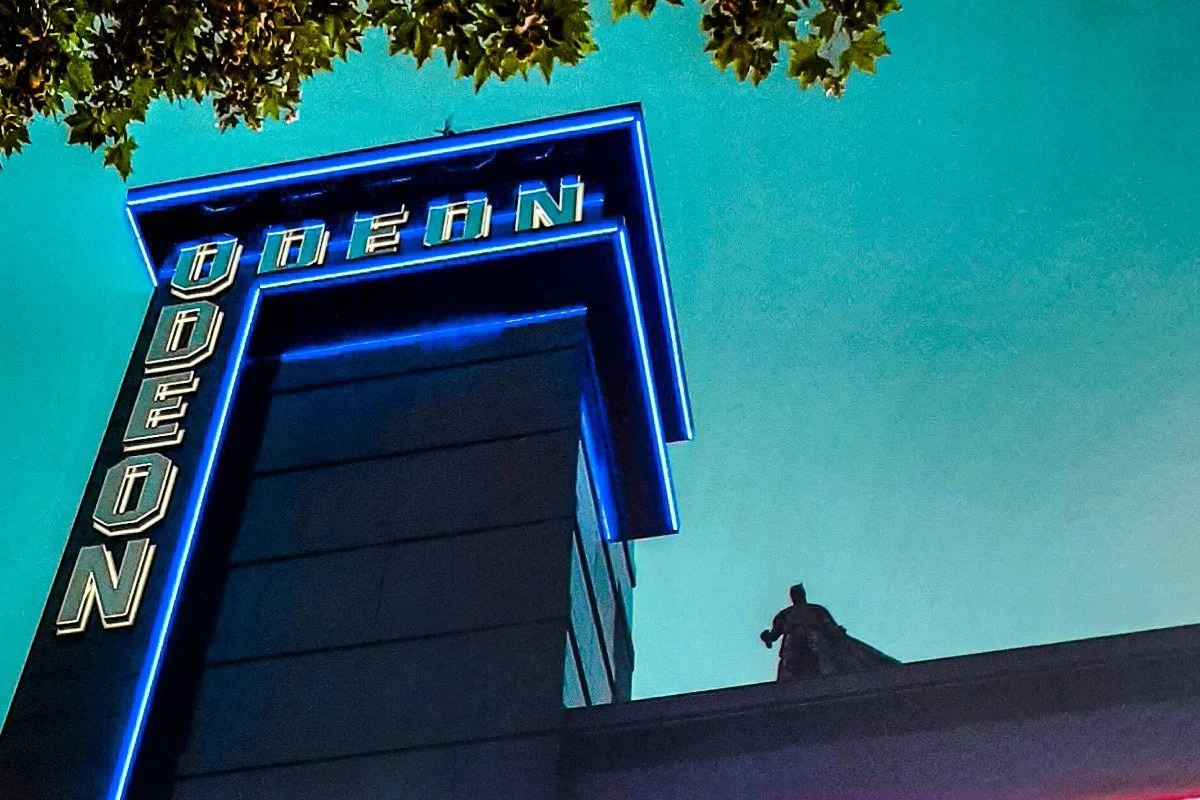 10 Things to see in Leicester Square: How NOT to miss THE BATMAN statue ...