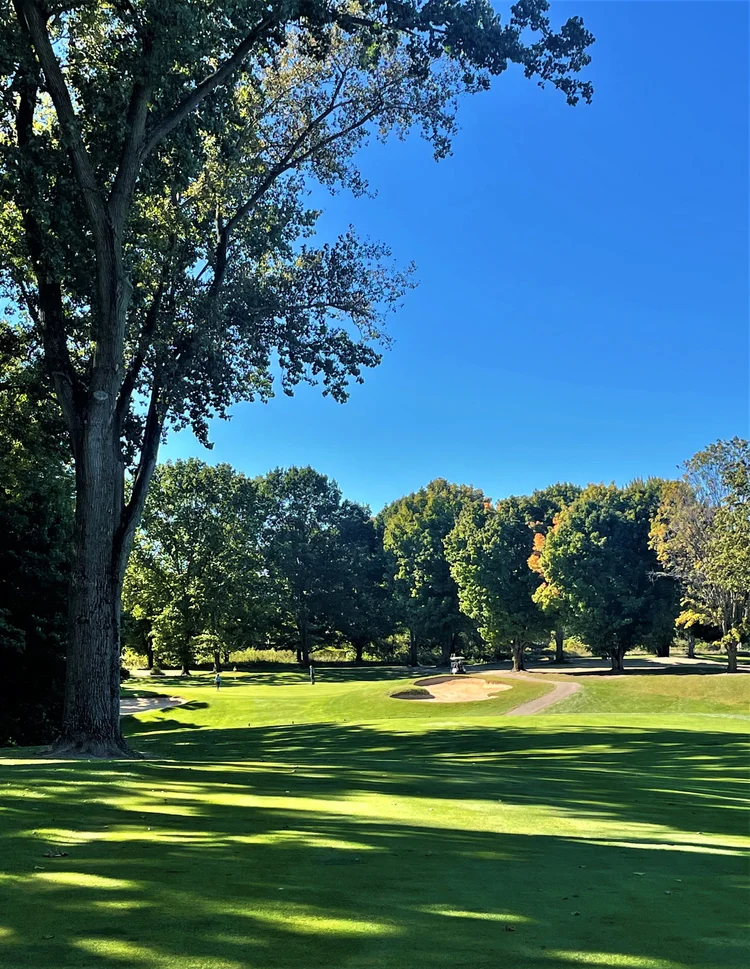 Freeways and Fairways: Lake Michigan Hills — MI Golf Journal