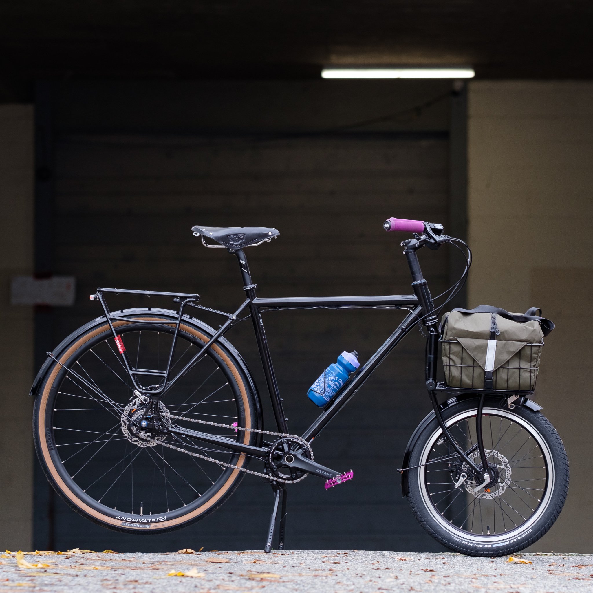 Build Gallery — Kissing Crows Cyclery