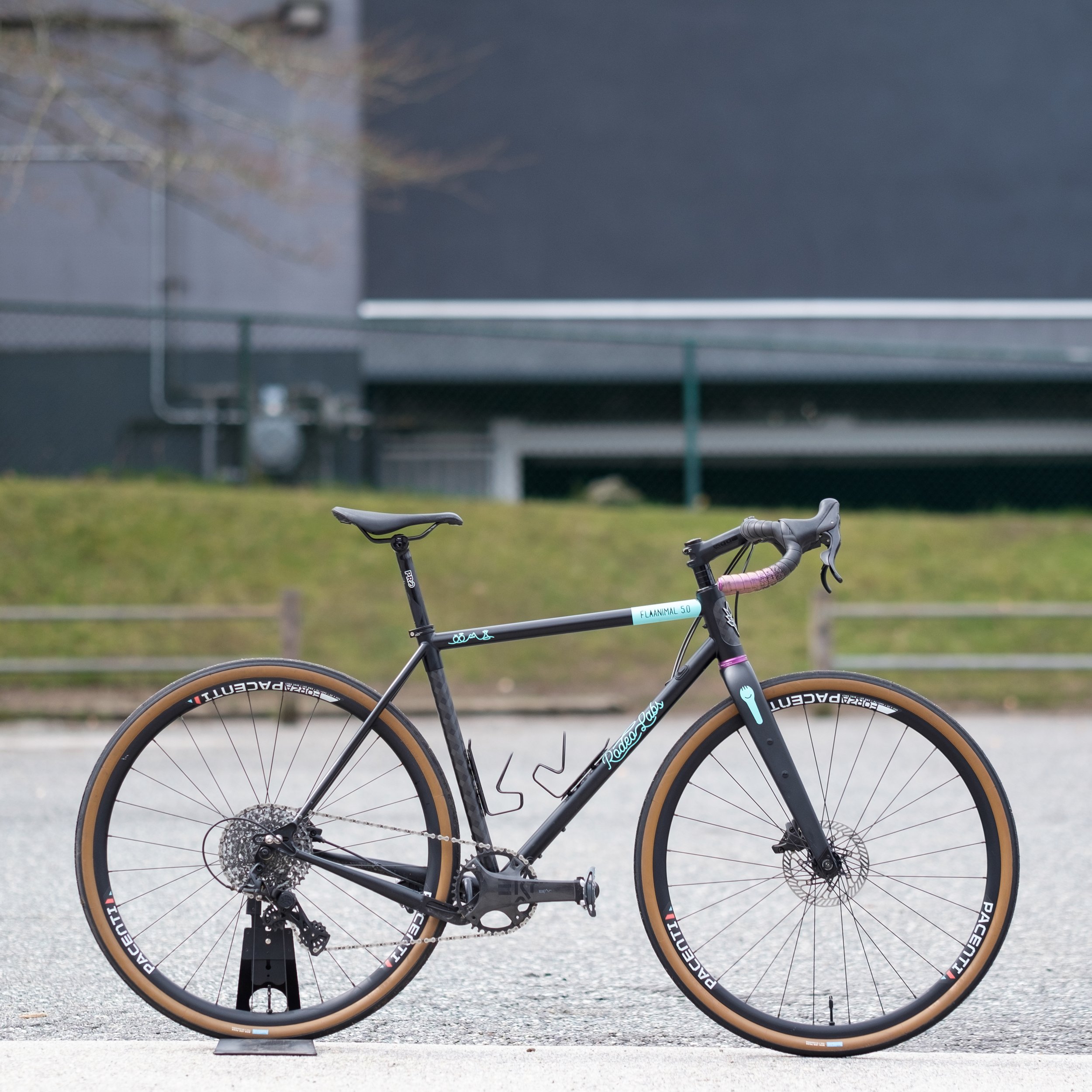 Build Gallery — Kissing Crows Cyclery