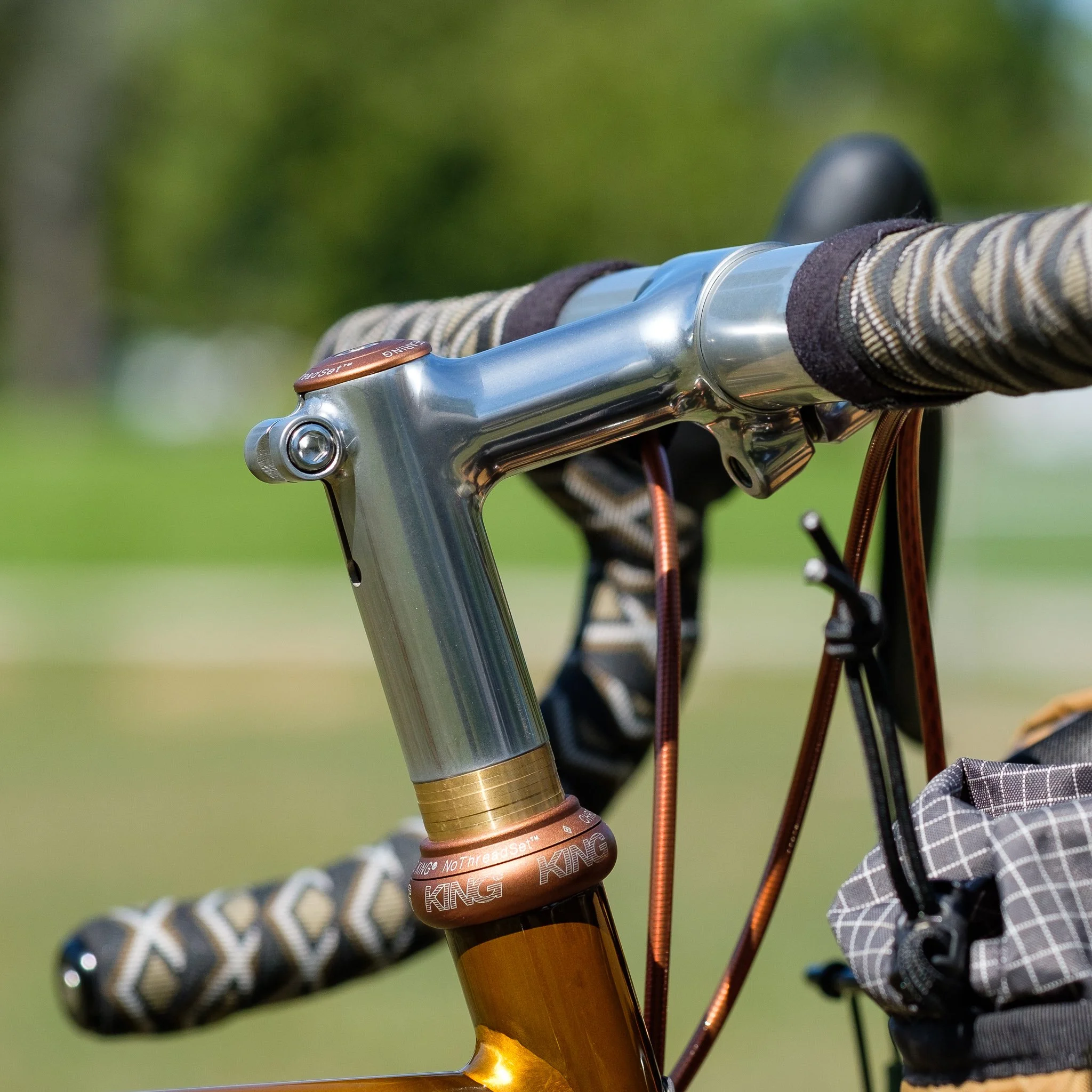 Ari's Crust Lightning Bolt (M) — Kissing Crows Cyclery