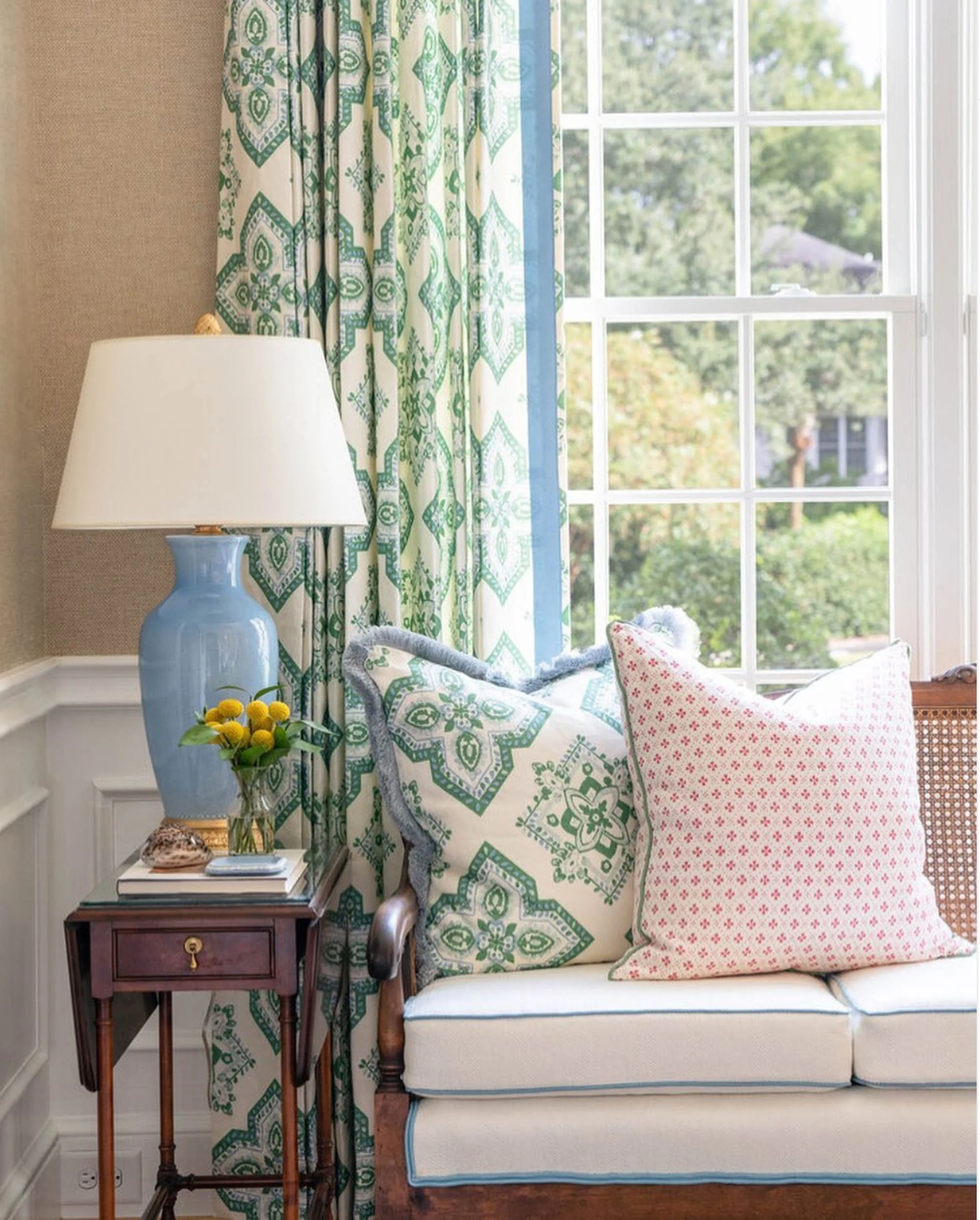 Grand Millennial Style: Embrace Nostalgia in Your Home Decor — Amitābha ...