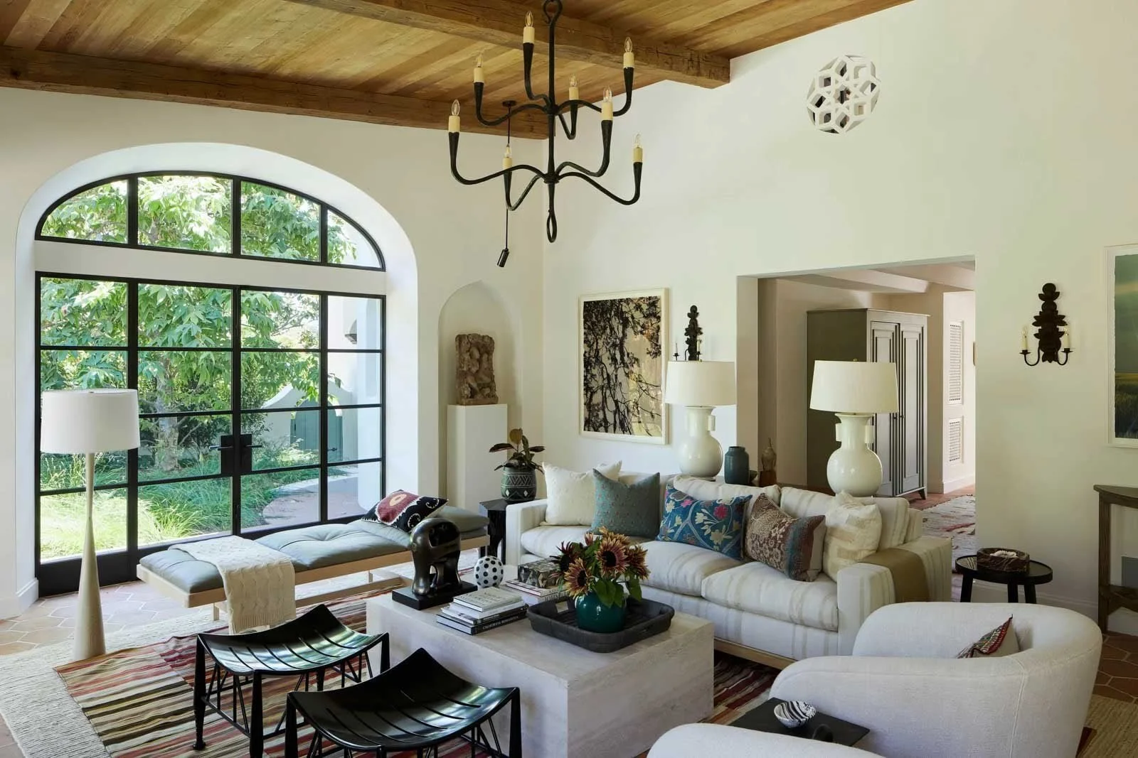 Spanish Style Homes: Architecture and Interior Design Guide