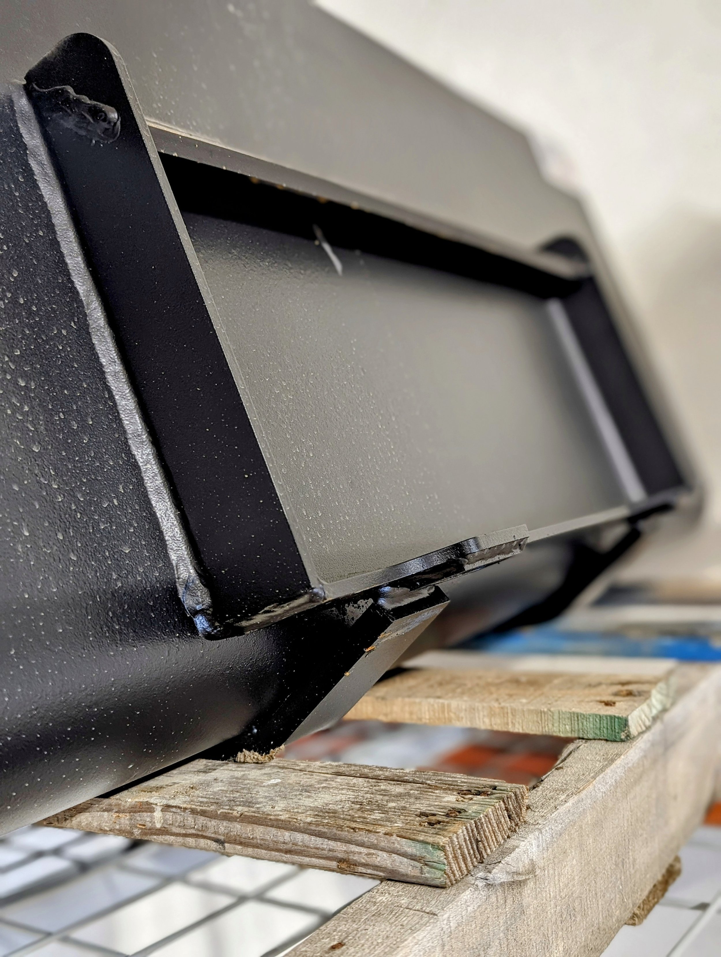 Jenkins Mini Low Profile Dirt Bucket (36" or 48") — NH Skid Steer ...