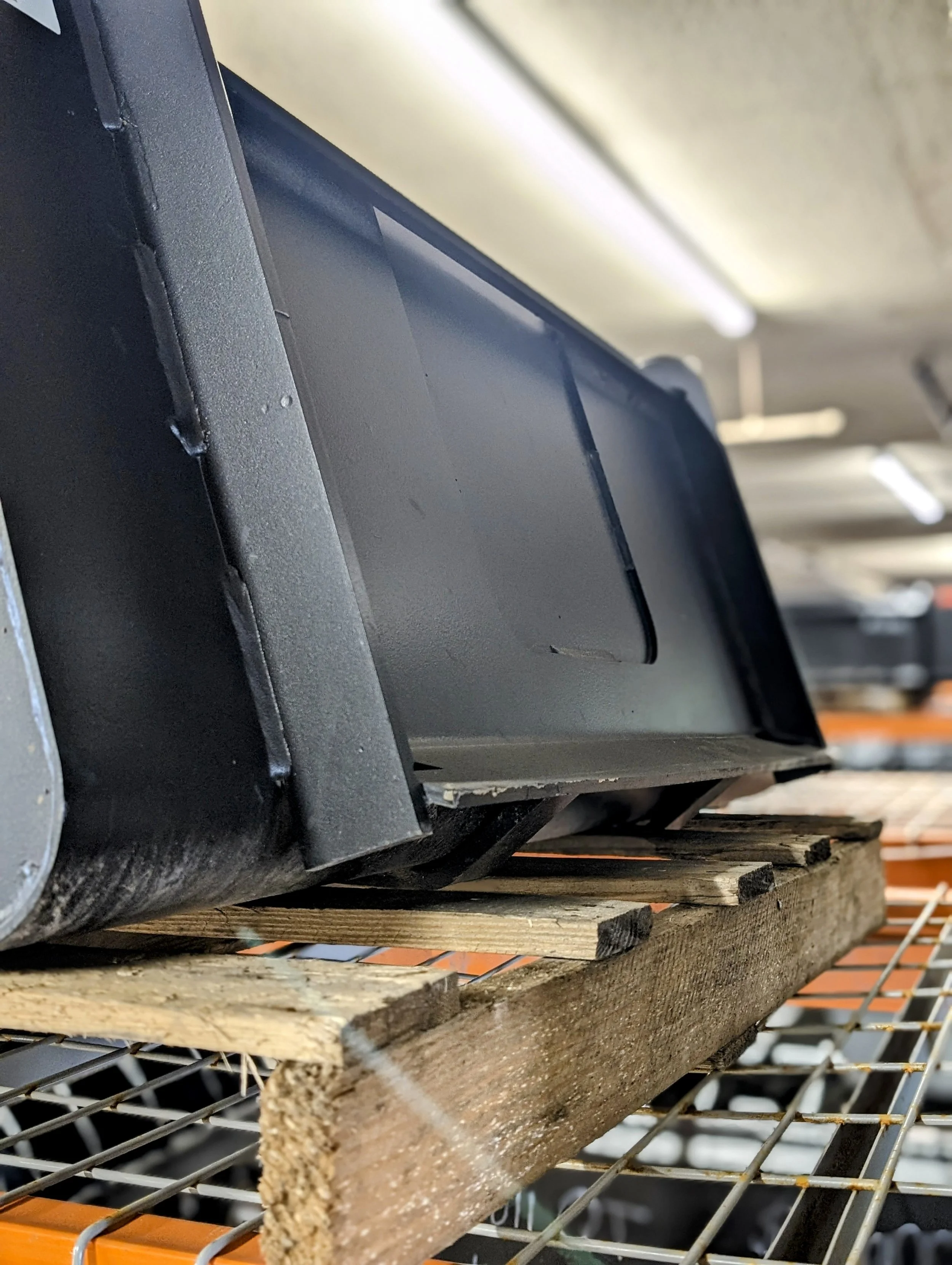 Jenkins Mini Low Profile Dirt Bucket (36" or 48") — NH Skid Steer ...