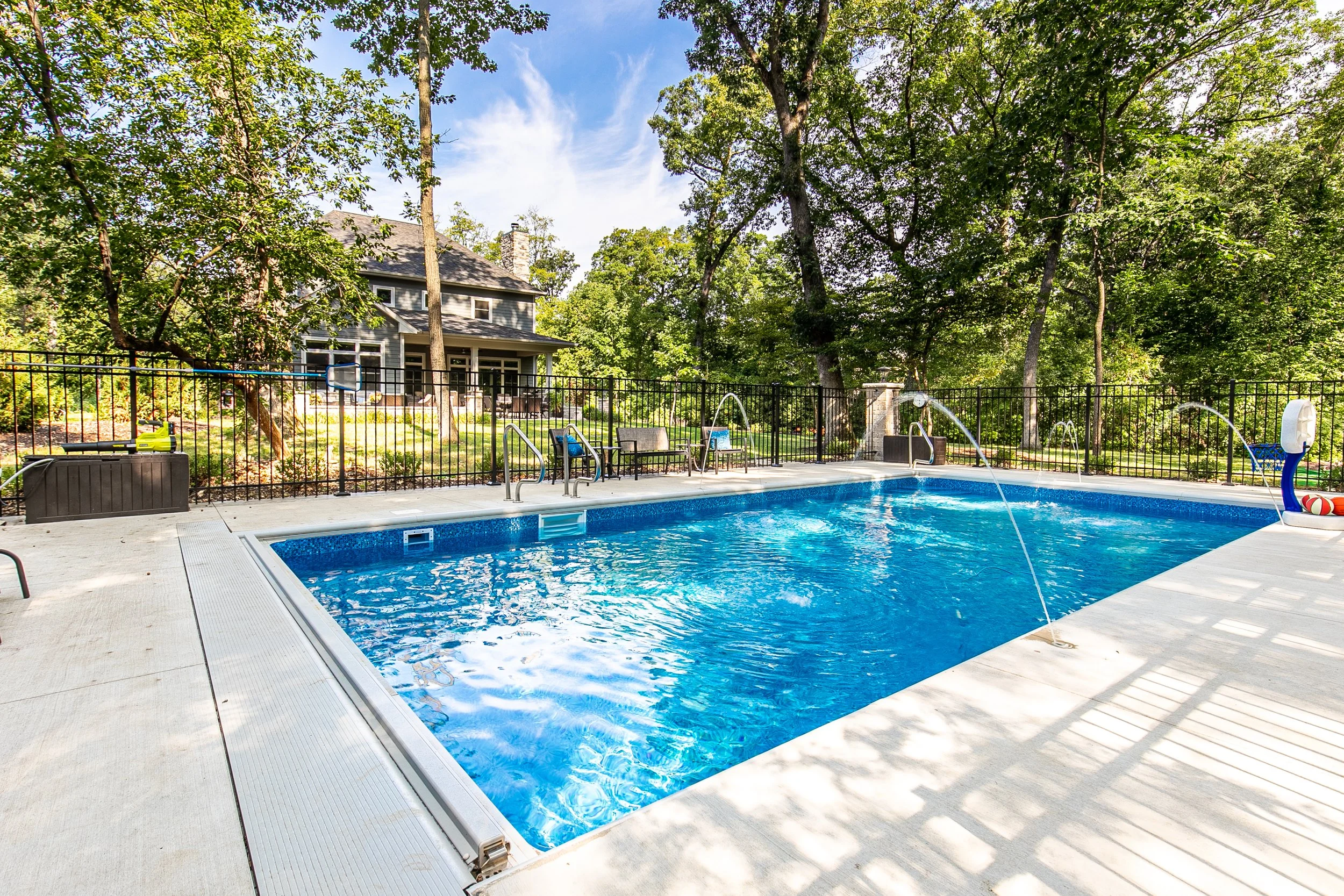 Backyard Getaway — Poolscapes Midwest