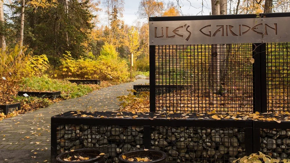 Gardens & Trails — Alaska Botanical Garden