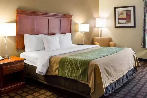 Cleveland, MS Hotels | Hotels near Delta State University | Places to ...