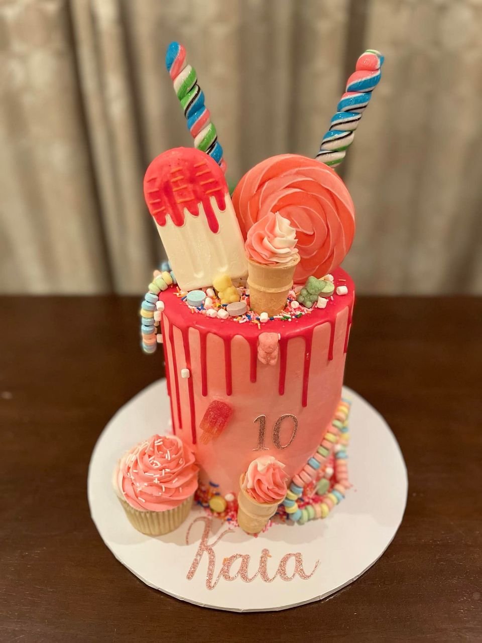 Whitby cakes and desserts | Sweet Girl's Cake Shoppe