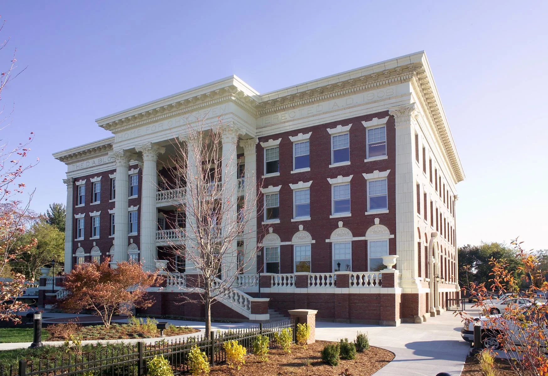 Corporate Commercial — Cornerstone Architects