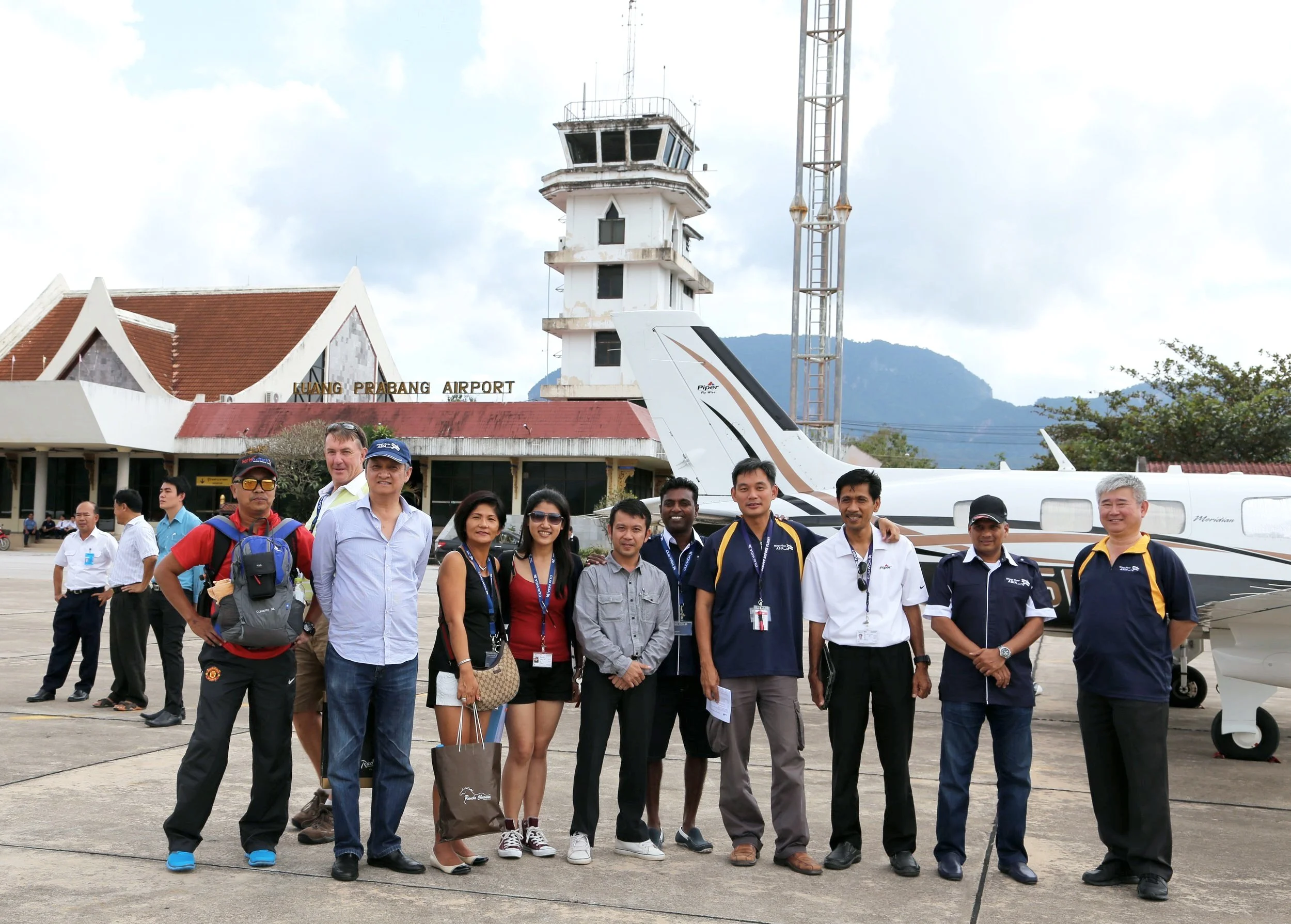 WOA Flying Club | Flying in Asia | Flying Club Seletar Singapore