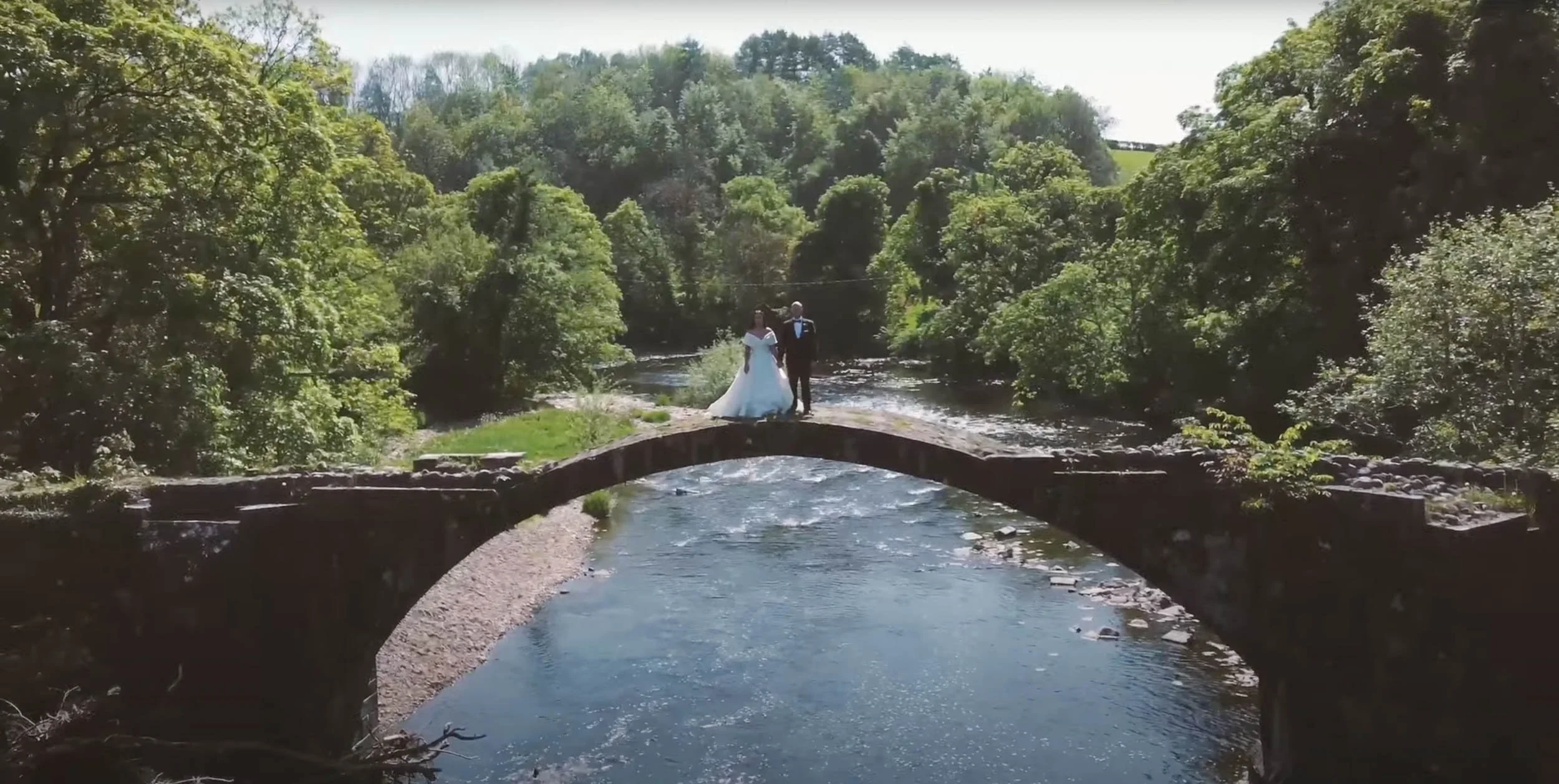 Hobbit Hill and Cromwell's Bridge wedding videography — Wedding ...