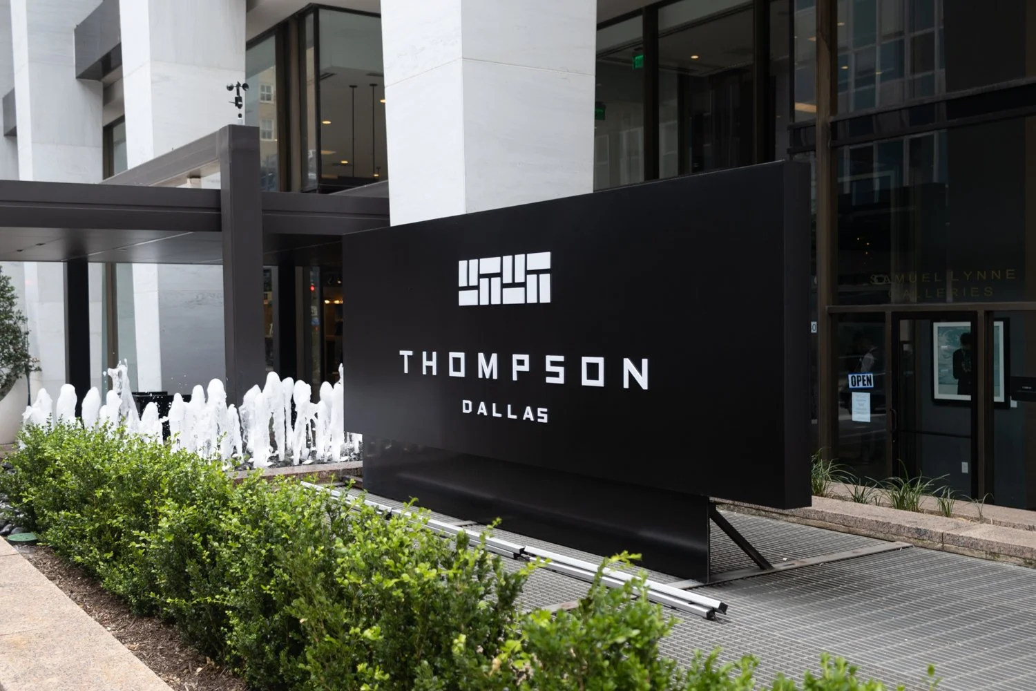 location — Pink Toes Nail Bar