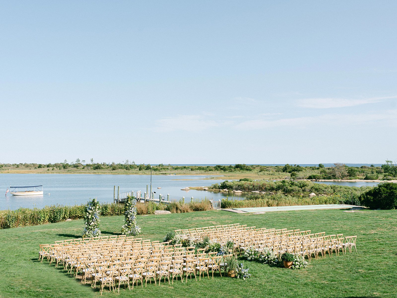 Isabelle + Brian / Weekapaug Inn — Stoneblossom