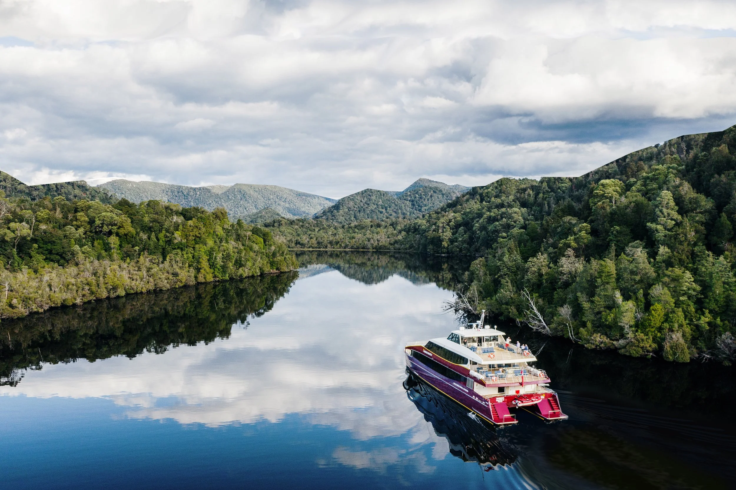 STRAHAN TASMANIA — World Heritage Cruises