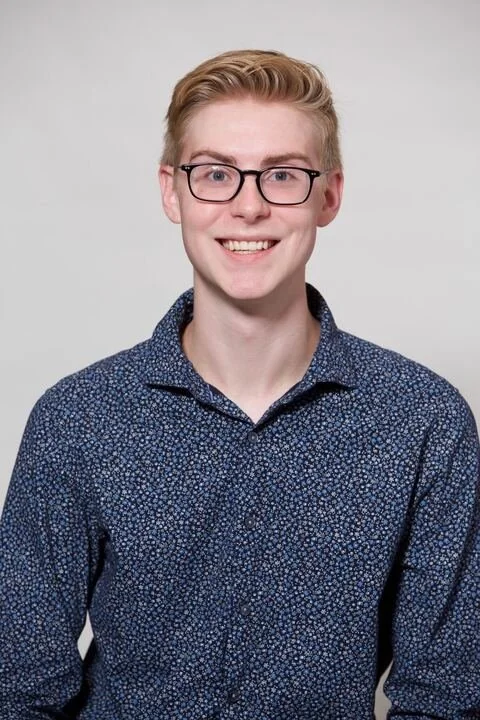 Our Team — Julie Pfeiffer Lab