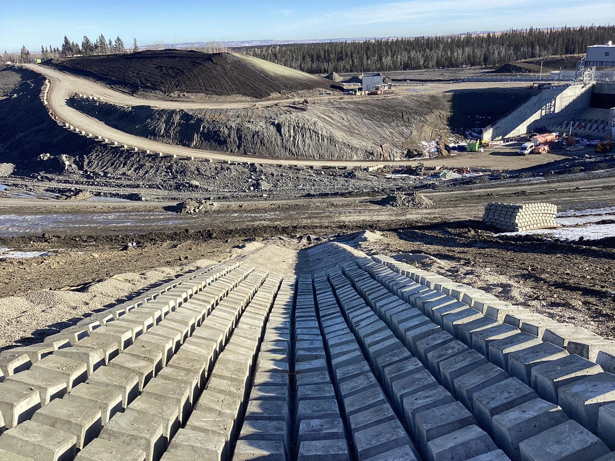 Springbank Dam Project | ACB, Geotextile & CC70 Installation by CEC ...
