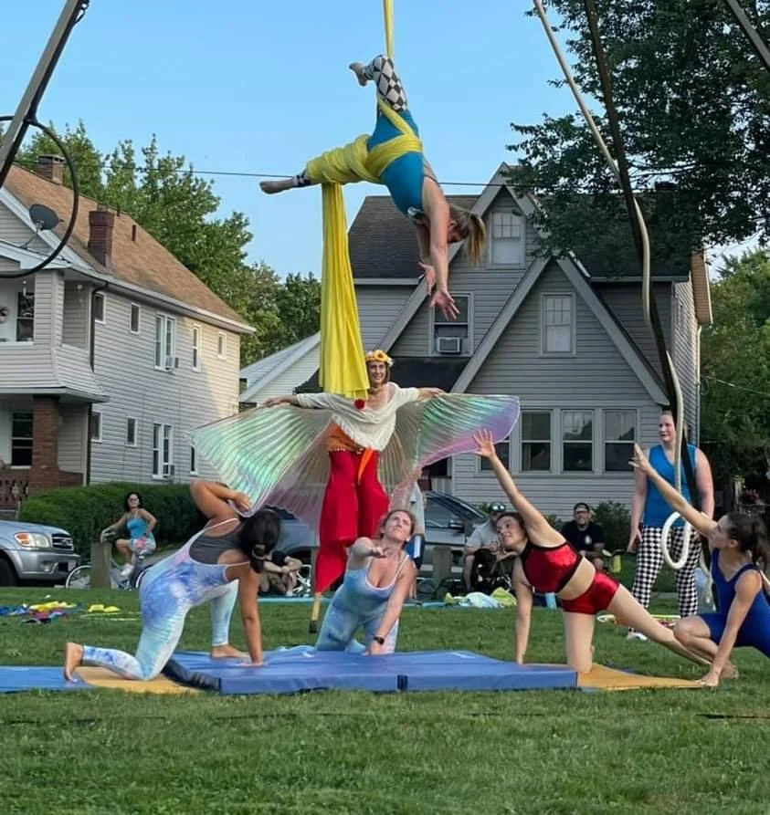 Crooked River Circus