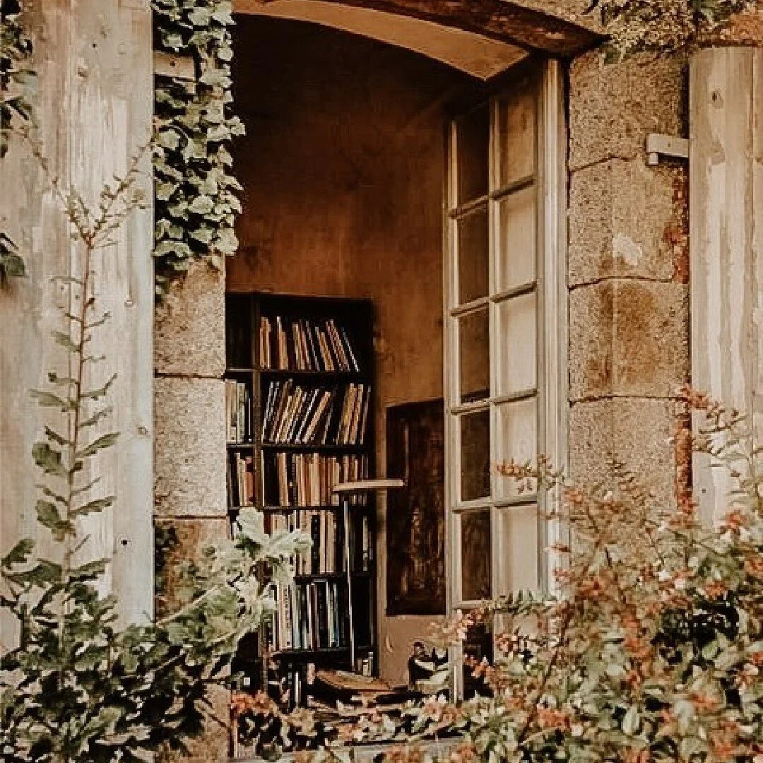 Mauri's Markups | Branding + Web Design Studio