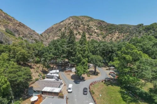 Blue Lakes Village RV Park