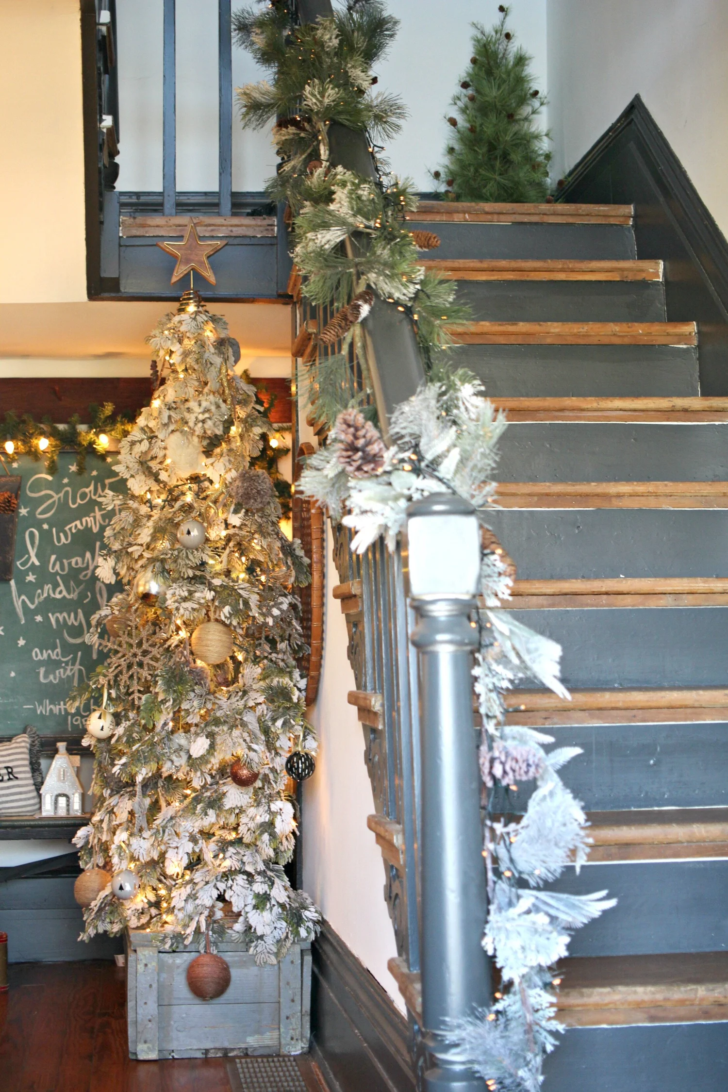 Holiday Home Tour 2018: Entryway — Gathered Living