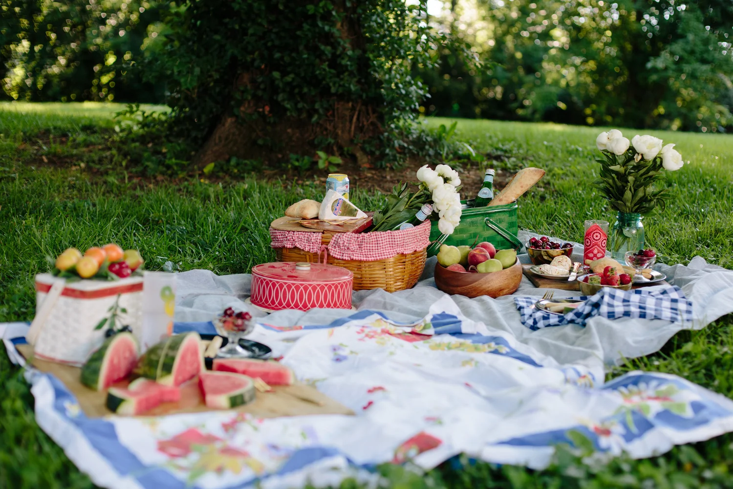 How to Pack the Perfect Summer Picnic — Gathered Living