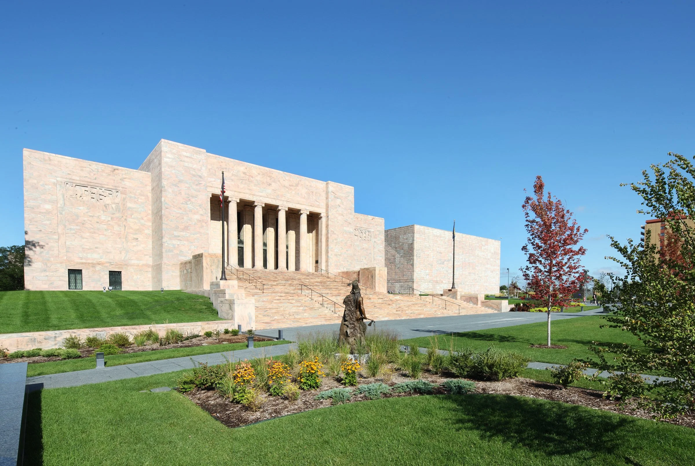 The Joslyn — Heritage Omaha