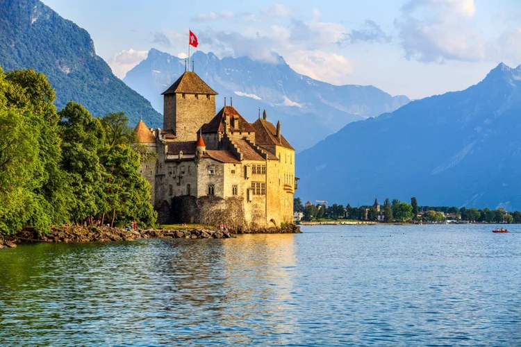 Discover Geneva, Switzerland: History, Nature, and Culture | Passports ...