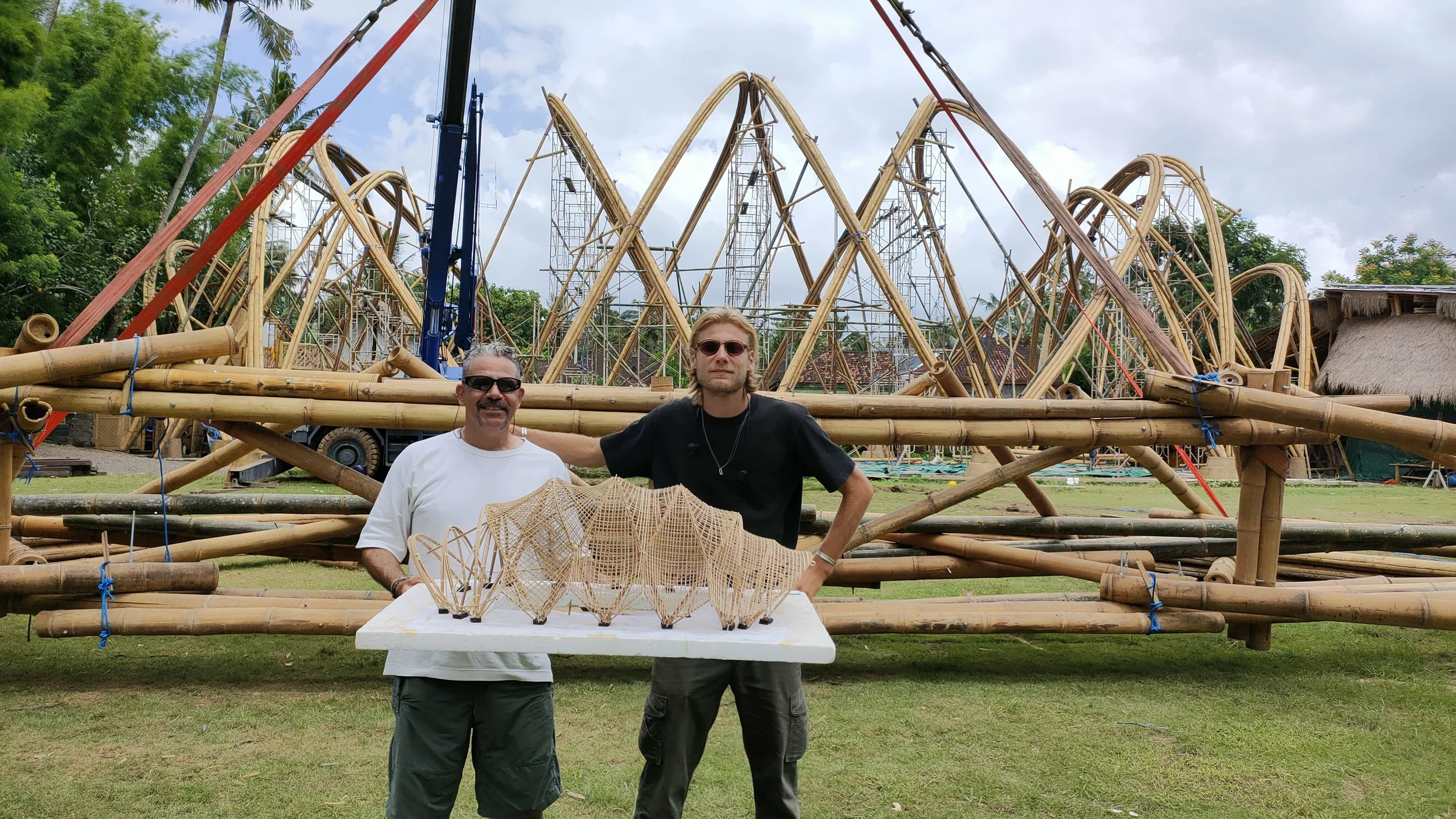 The Arc at Green School Bali / IBUKU — build