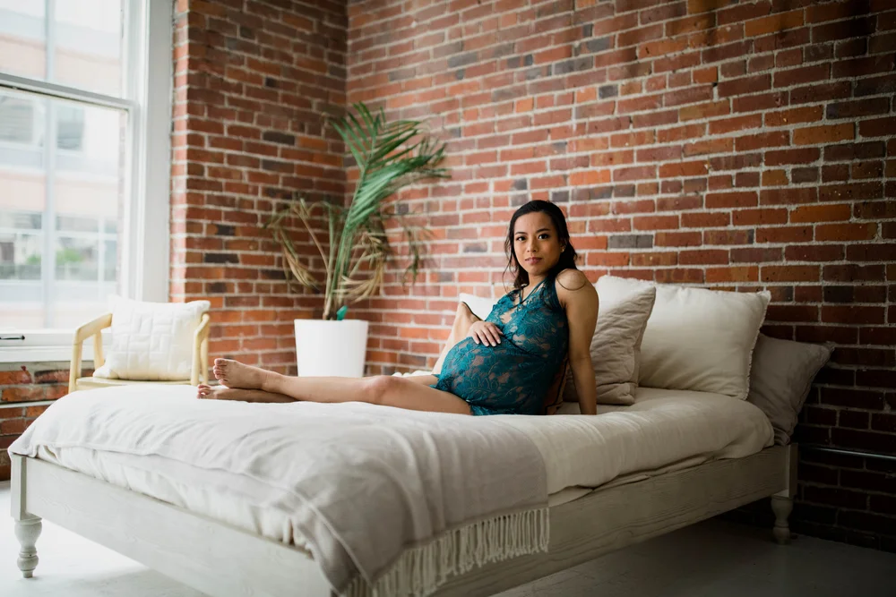Valmonte Maternity Boudoir | The White Studio | Seattle, WA — Posy ...