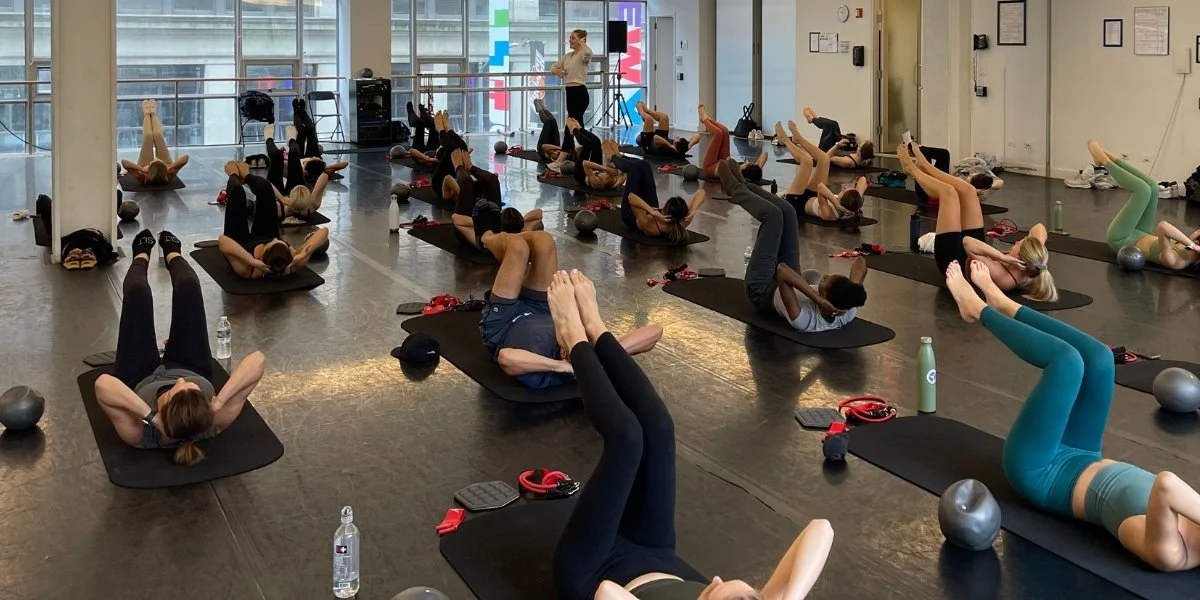 10 Reasons You Should Take A Group Pilates Class Move Pilates Classes