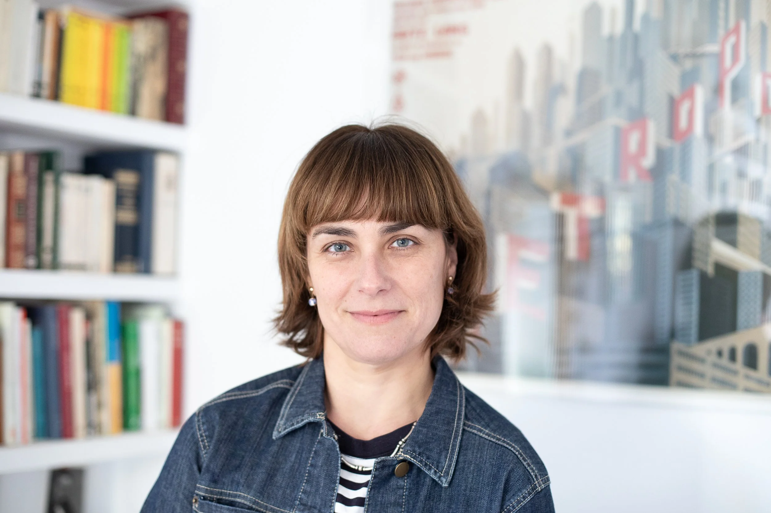 Sara mesa por Gudrun Palomino — Casapaís