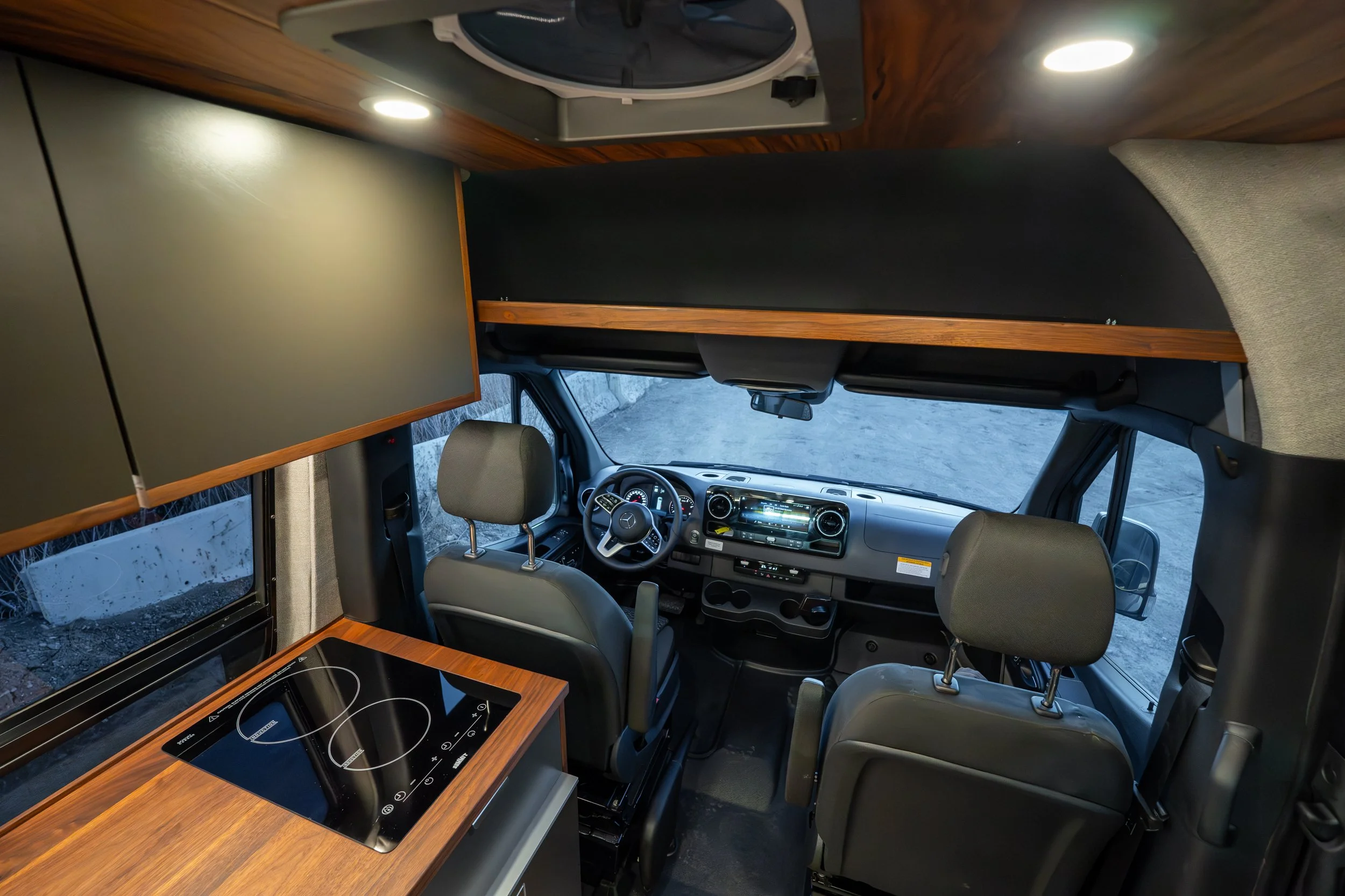 Traverse — Vertical Vans