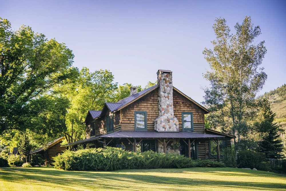 Accommodations — All Inclusive Luxury Ranch for Groups | Smith Fork Ranch