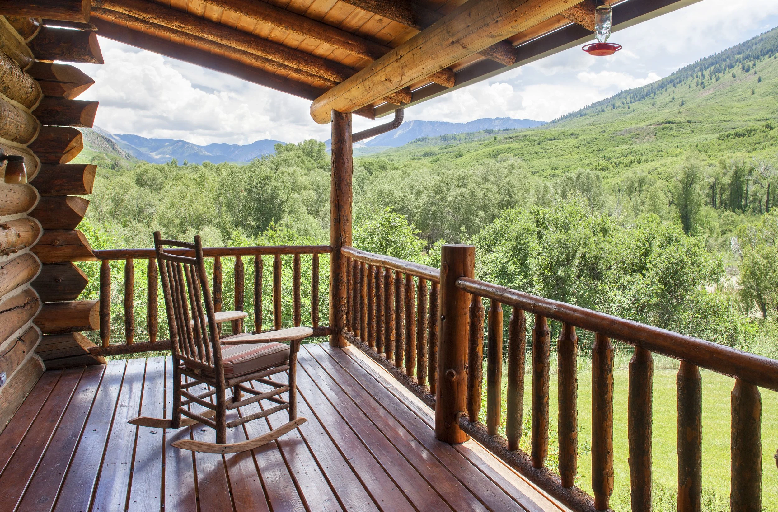 Accommodations — All Inclusive Luxury Ranch for Groups | Smith Fork Ranch