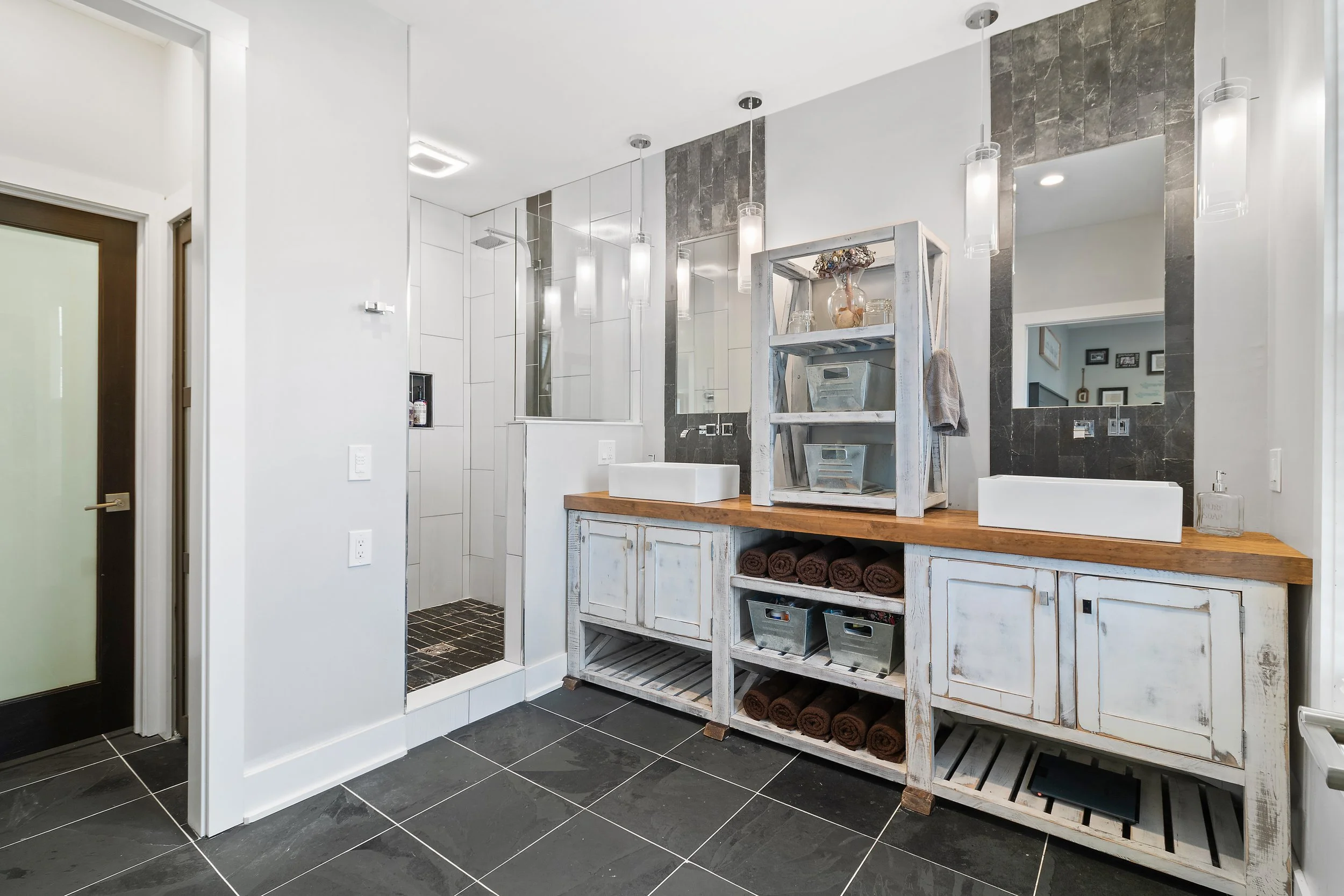 Maverick Building Co.