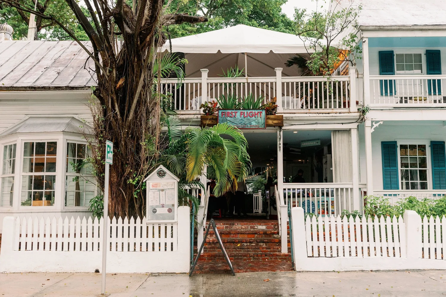 Weddings & Private Events — First Flight Island Restaurant & Brewery