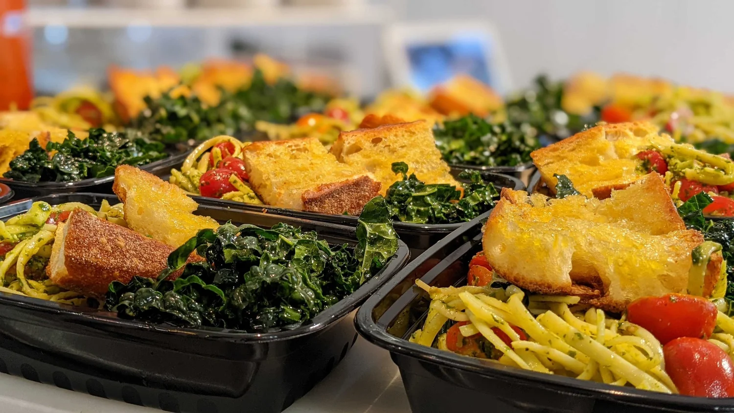 Volunteer — Community Kitchens