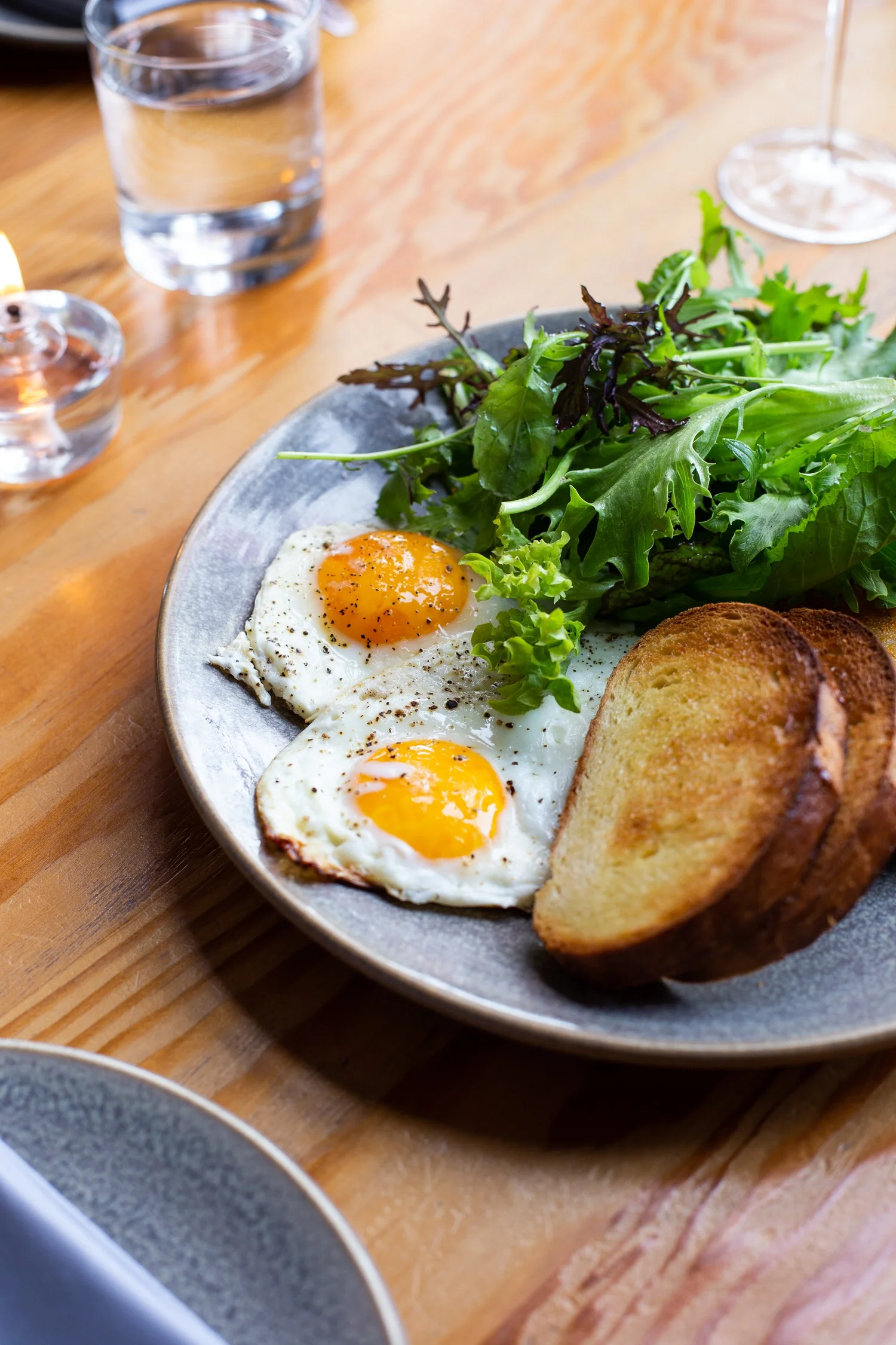 Best Brunch in Victoria, BC - German Restaurant — eva schnitzelhaus