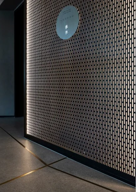 Servian — Strutt Studios