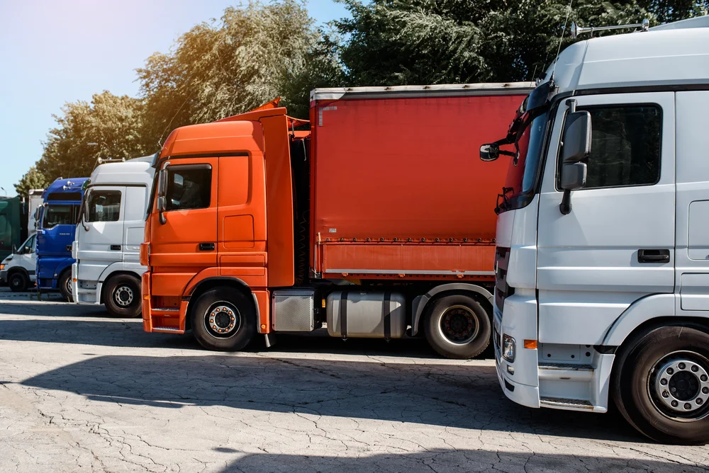 The Different Types of Commercial Vehicles Explained - (LCVs, HGVs, and specialist vehicles ...