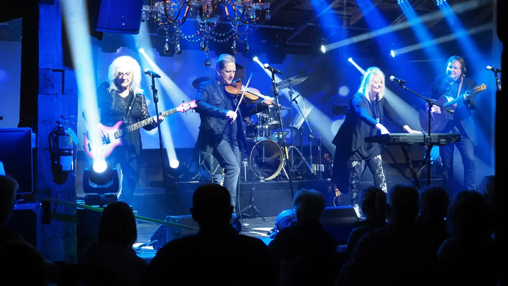 Home — Walters Music Venue