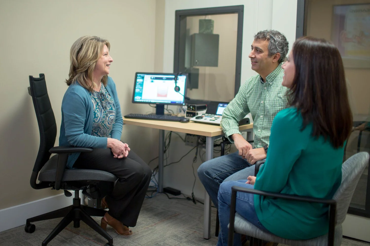 How to Talk to Your Doctor: Choosing the Right Hearing Aids — Hearing ...