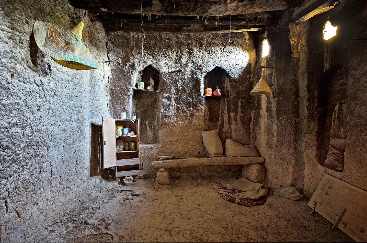 Al-Hamra – a traditional mud-brick settlement in Oman's interior region ...