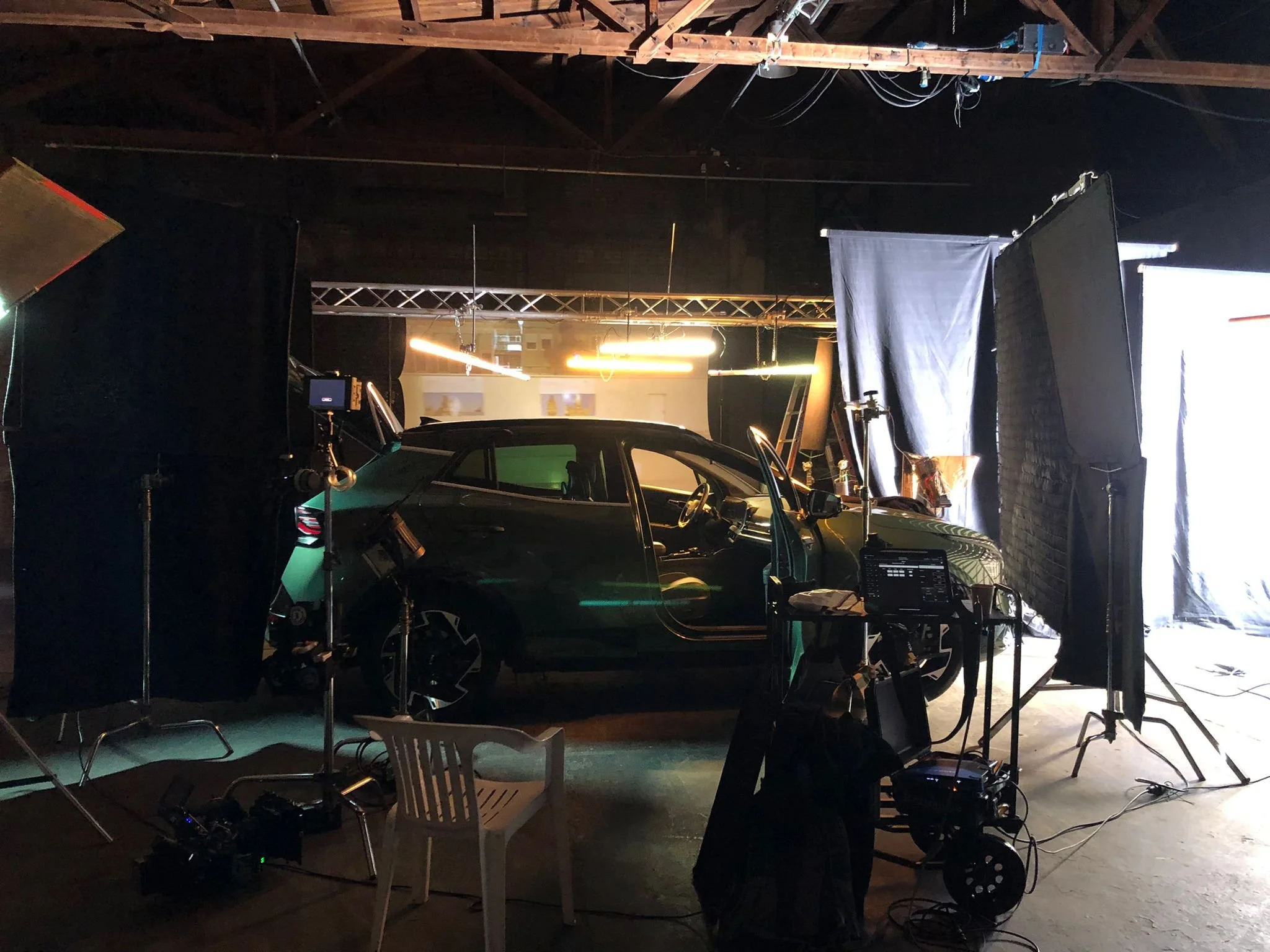 Light movement for a static car — david likes lights