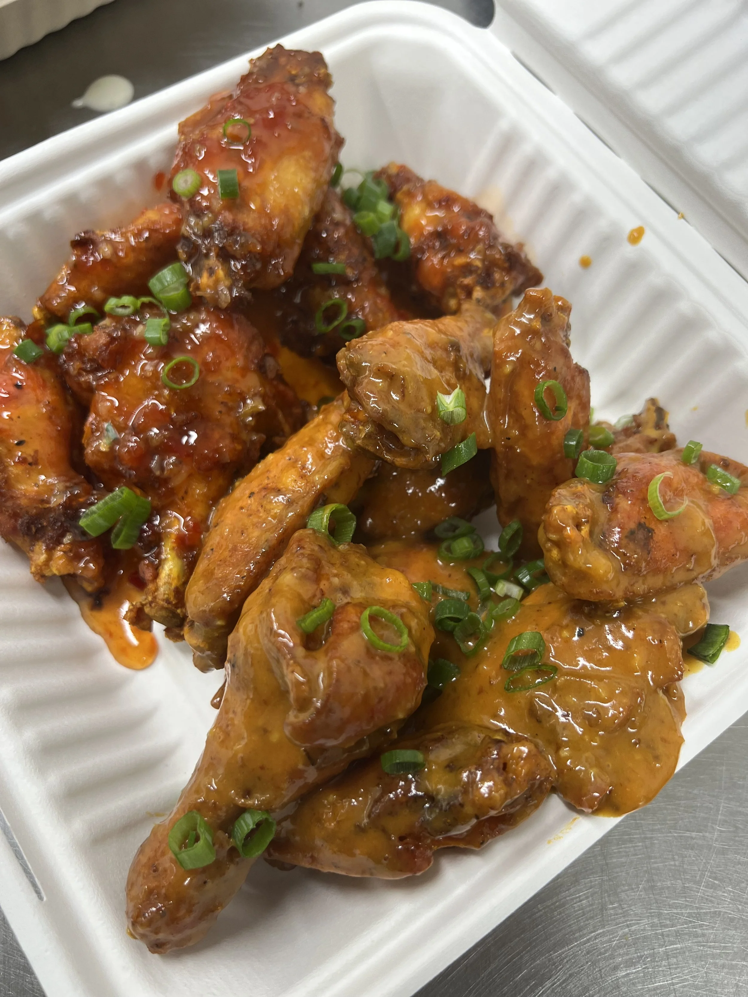 Saucin Wings