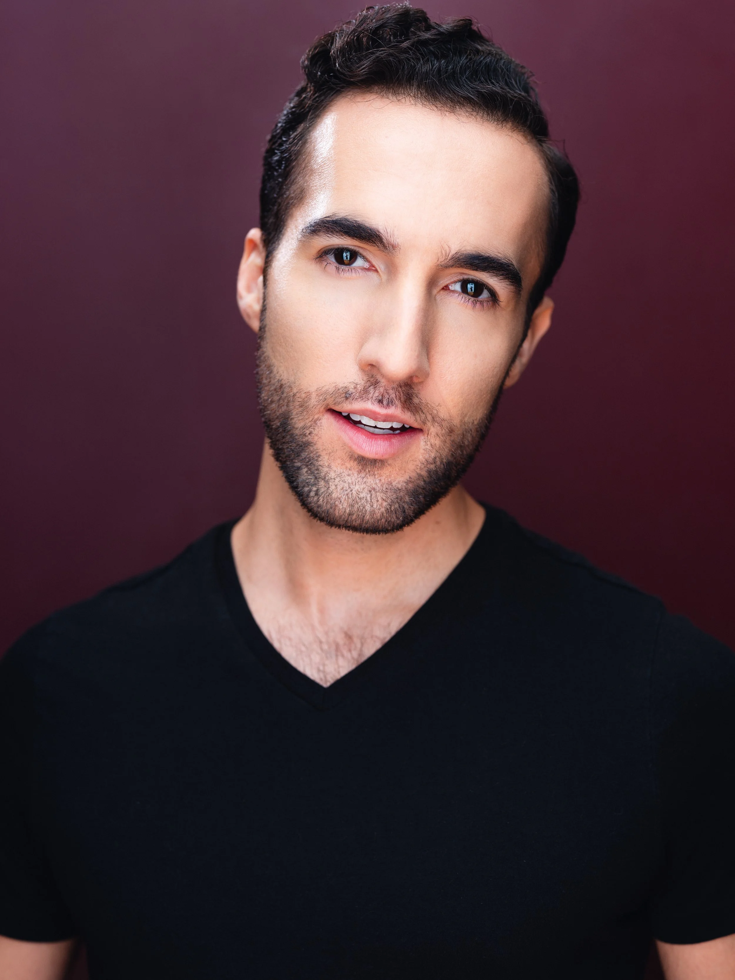 Headshots / Resume — Derek Luscutoff