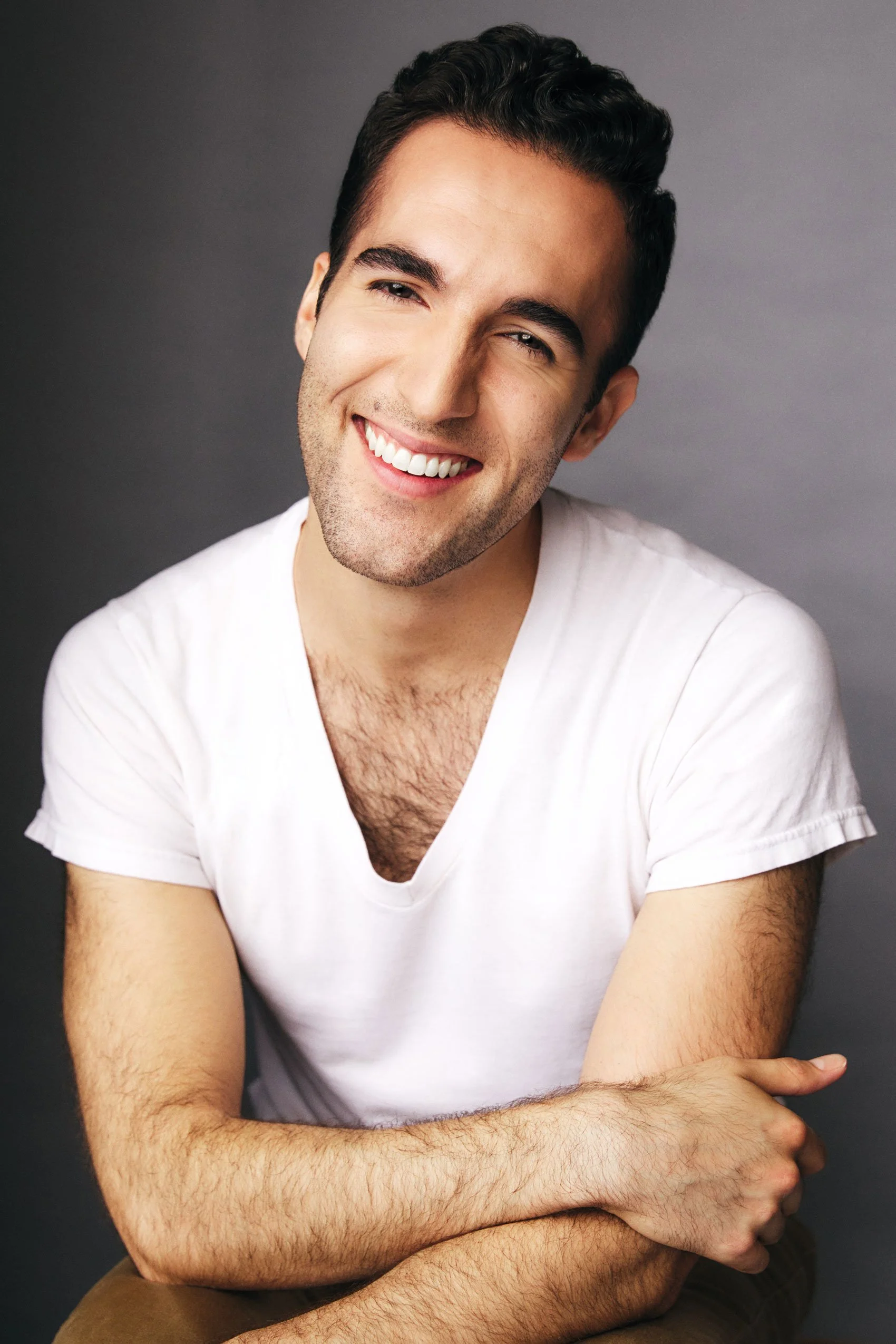 Headshots / Resume — Derek Luscutoff