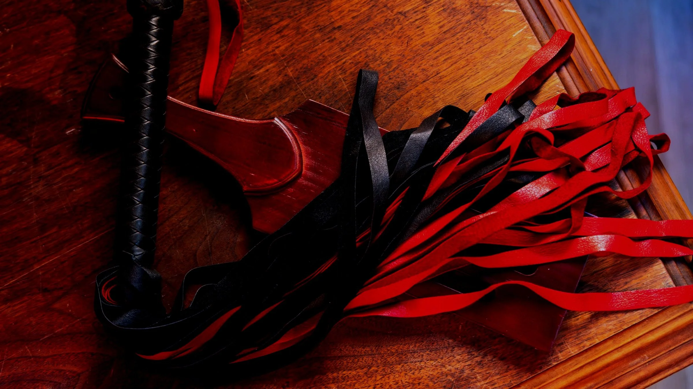 Minneapolis Dominatrix, BDSM Social Club & Kink Education | The Parlour Dungeon with MistrixxJ ...